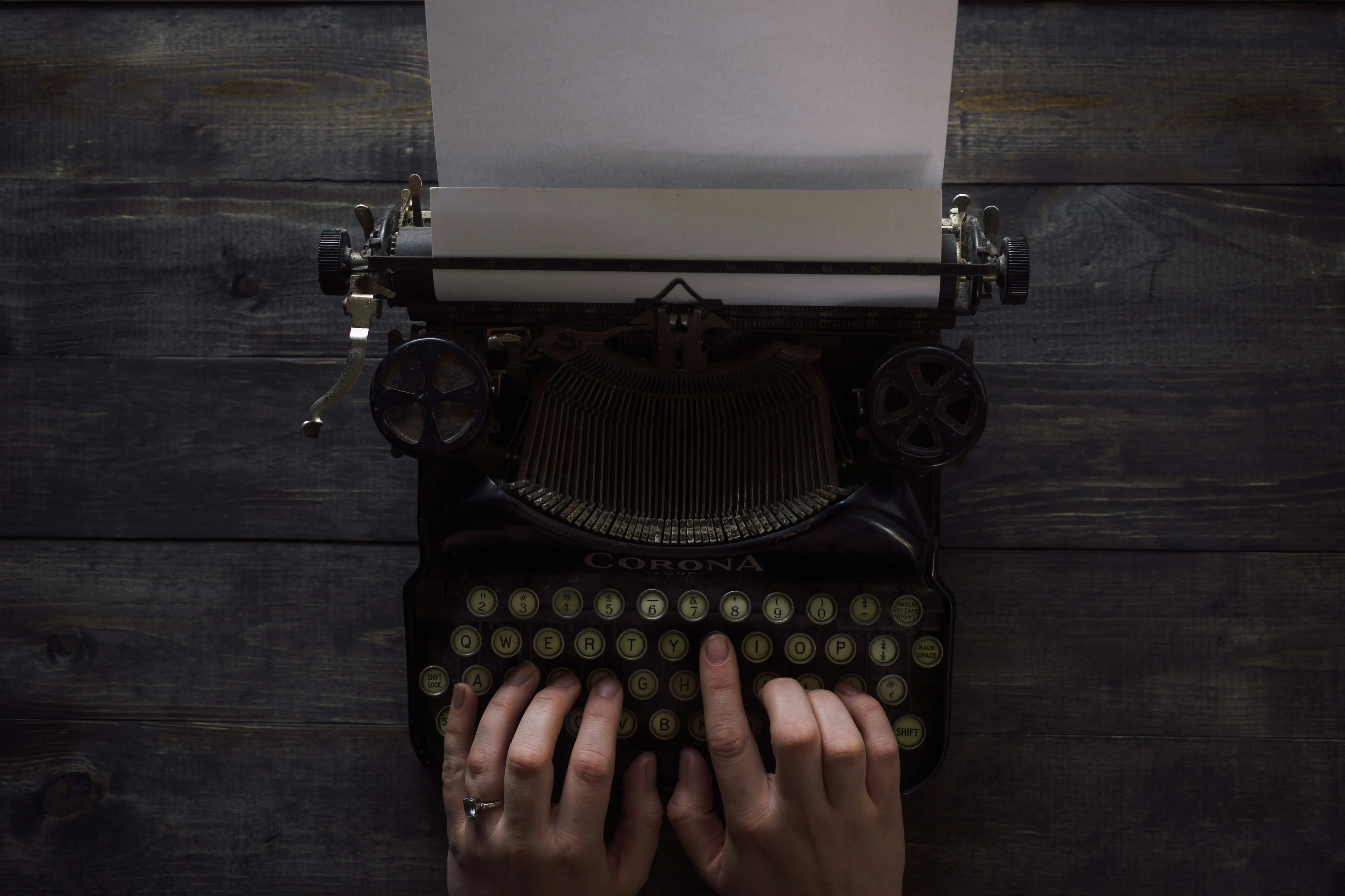 AI minute writing: how to choose the best AI for board minutes